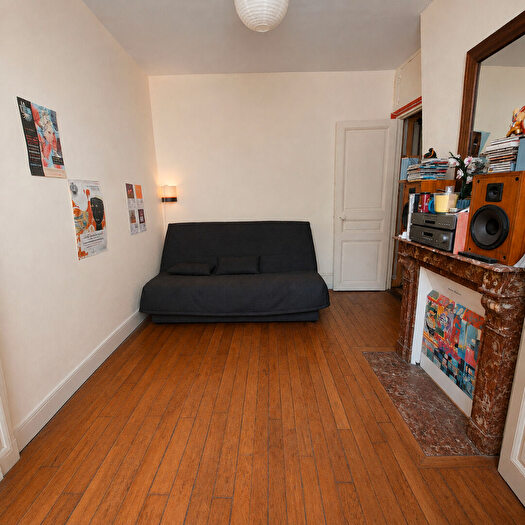 Paris 20ème, Belleville : Appartement 1 pièce à vendre