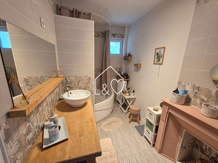 Maison à vendre - Apremont - 7 pièces - 4 chambres