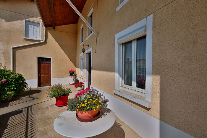 Maison à vendre - Luzinay - 5 pièces - 4 chambres