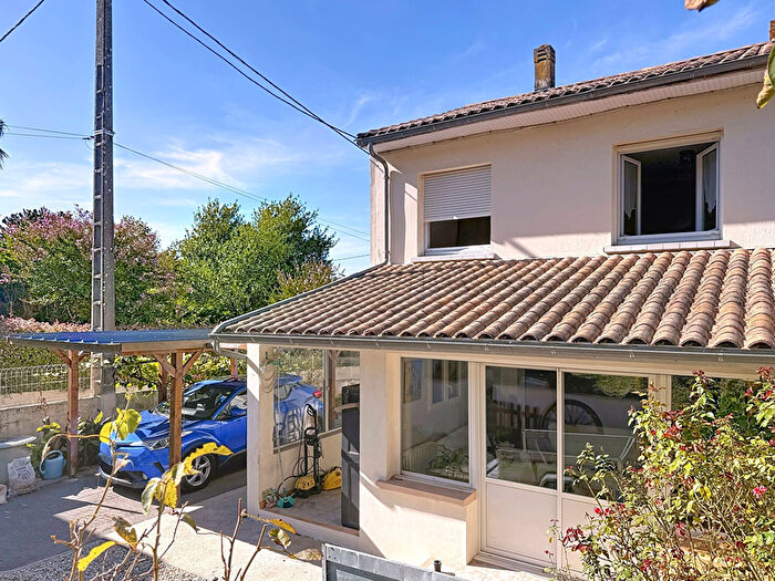Maison à vendre - Floirac, Saint-Leu, Verts Coteaux, Plateaux - 4 pièces - 3 chambres