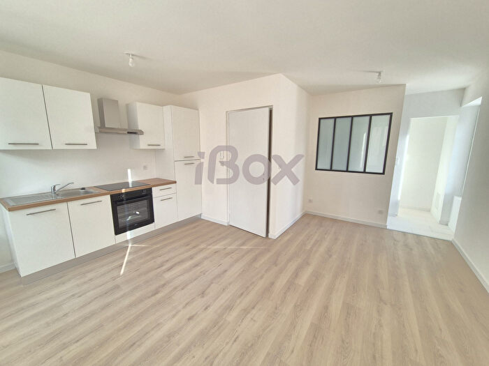 Appartement à vendre - Toulon, Saint-Roch - 1 pièce