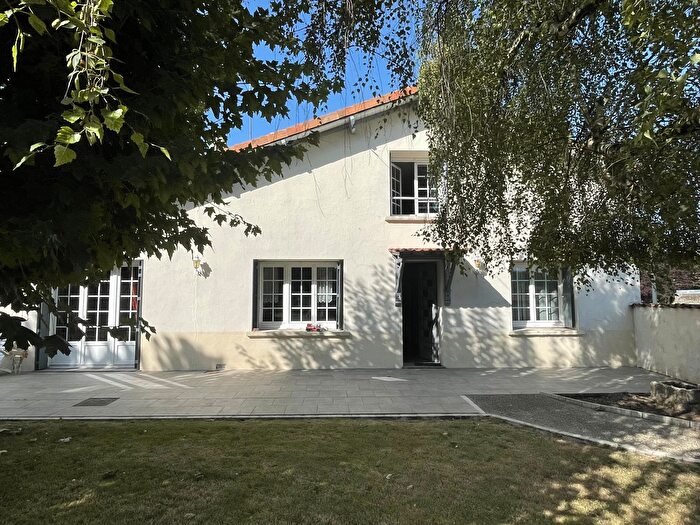 Maison à vendre - Cognac - 6 pièces - 4 chambres