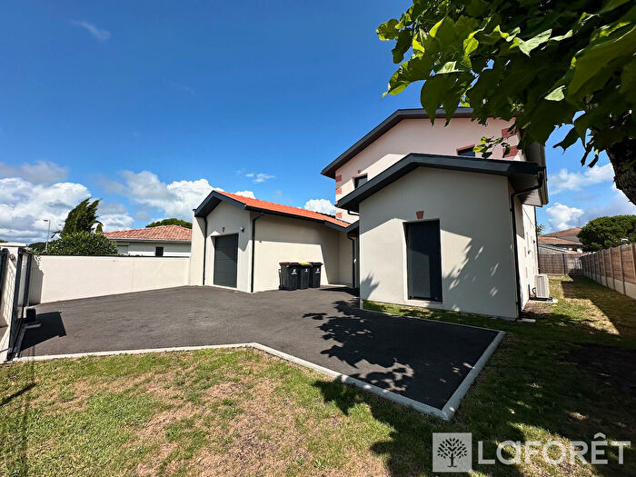 Maison 5 pièces à louer à Le Teich