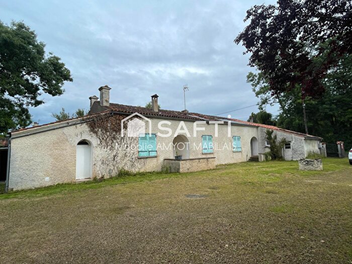 Réparsac - Maison 9 pièces à vendre