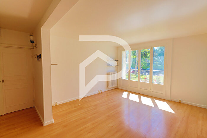 Appartement à vendre - Chatou, Ouest - 3 pièces - 2 chambres