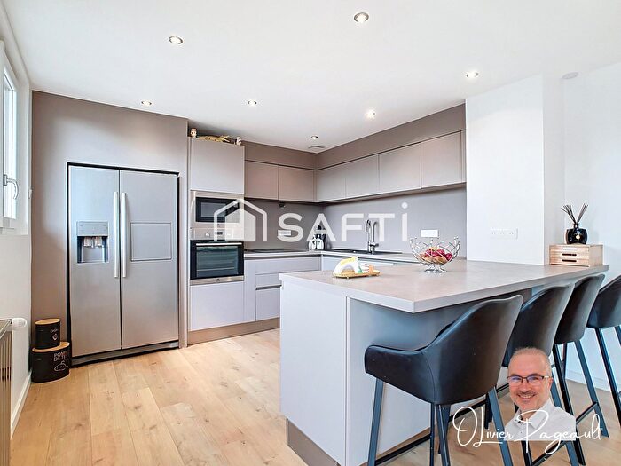 Lyon 8ème, Etats Unis : Appartement 4 pièces à vendre
