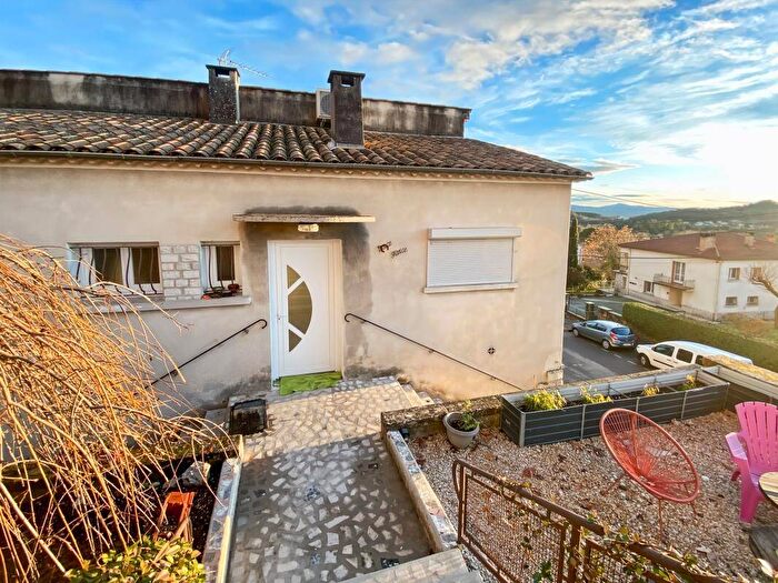 Appartement à louer - Forcalquier - 4 pièces - 3 chambres