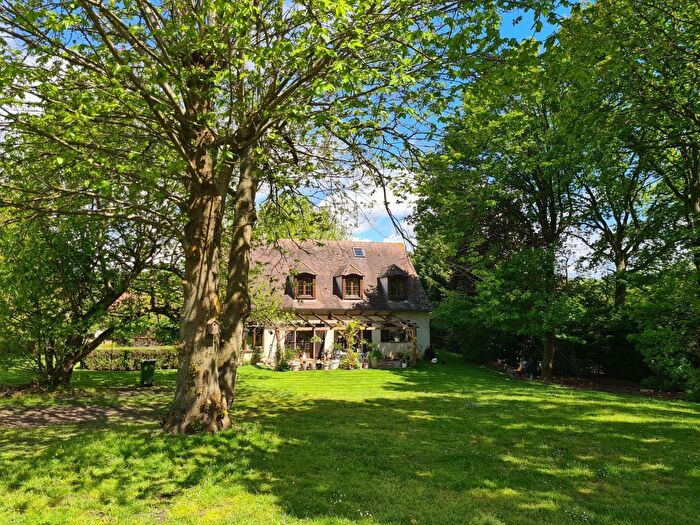 Maison à vendre - Jouars-Pontchartrain - 6 pièces - 4 chambres