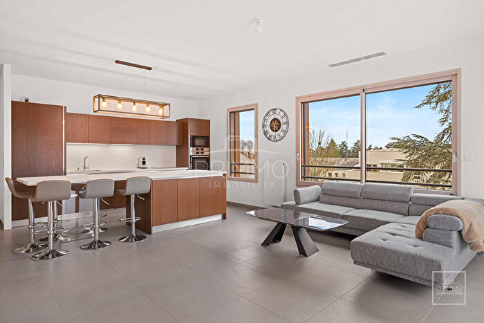 Appartement à vendre - Saint-Cyr-au-Mont-dOr - 4 pièces - 3 chambres