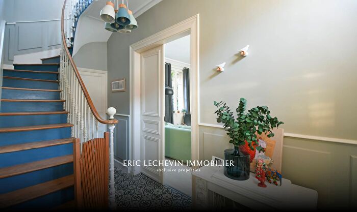 Maison à vendre - Montreuil - 12 pièces - 6 chambres