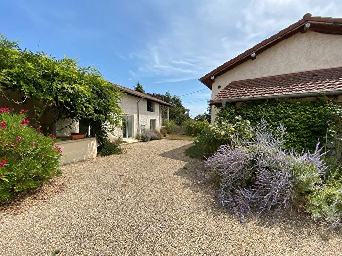 Maison 7 pièces à Baneins, à vendre