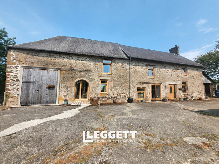 Maison à vendre - Savigny-le-Vieux - 7 pièces - 4 chambres