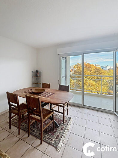 Appartement à louer - Pau - 3 pièces - 2 chambres