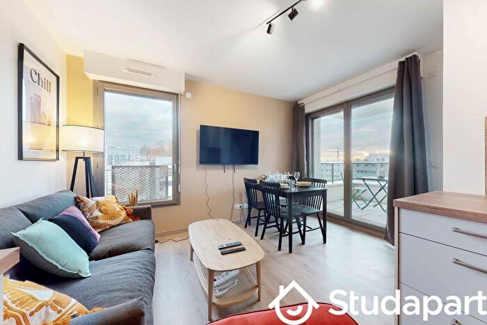 Appartement à louer - Avenue de Bourgogne, Massy - 1 pièce - 1 chambre