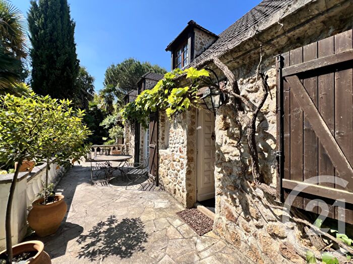 Maison à vendre - Villecresnes - 6 pièces - 3 chambres