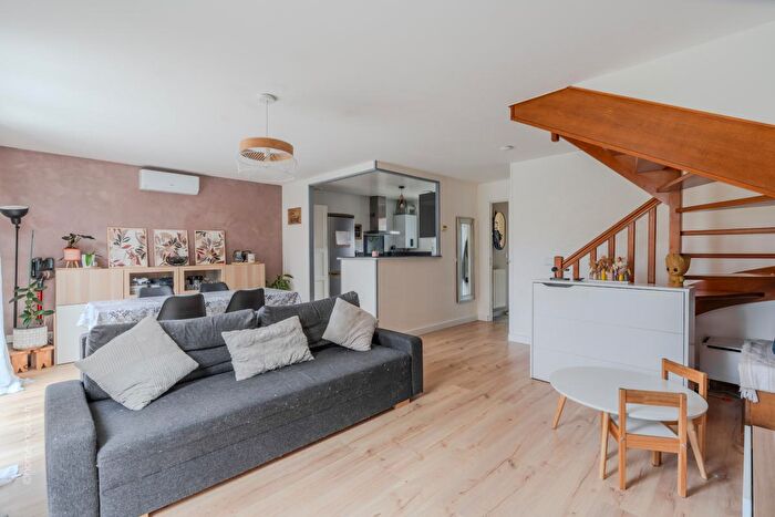 Maison à vendre - Bailly-Romainvilliers - 5 pièces - 4 chambres