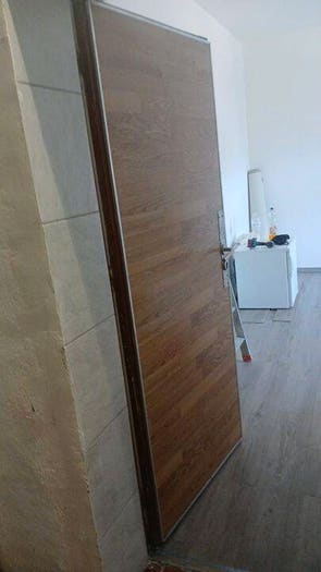 Est, La Grand-Combe : Appartement 1 pièce à louer