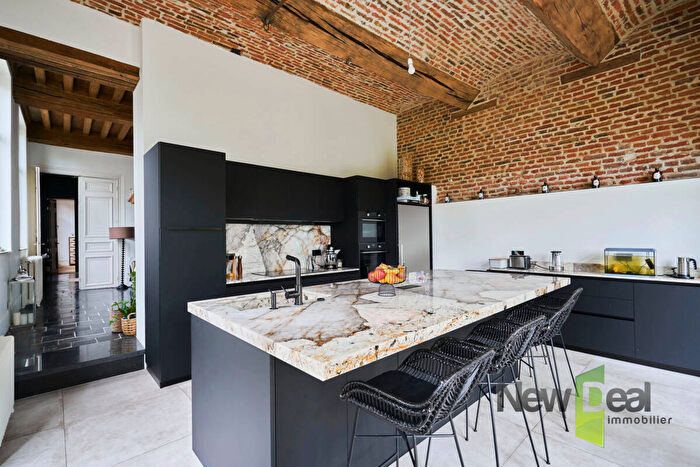 Maison à vendre - Saint-Amand-les-Eaux, Centre-ville - 15 pièces - 6 chambres