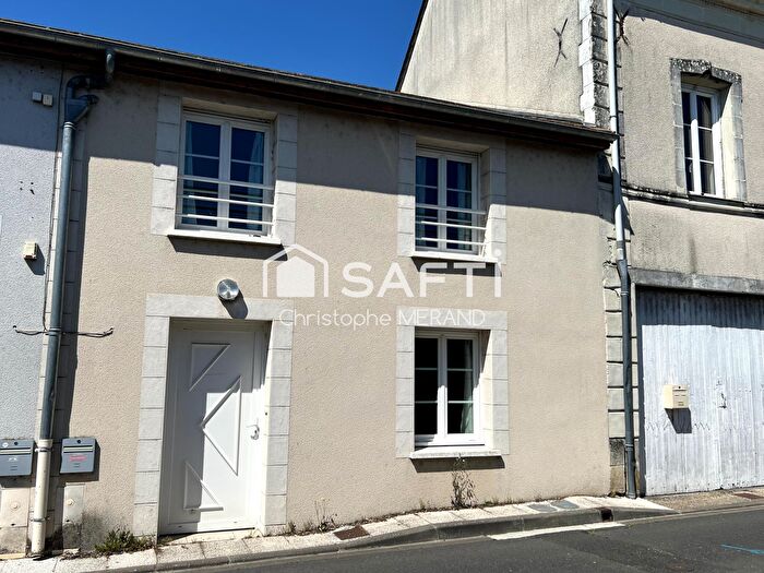 Maison 4 pièces à vendre - Dangé-Saint-Romain