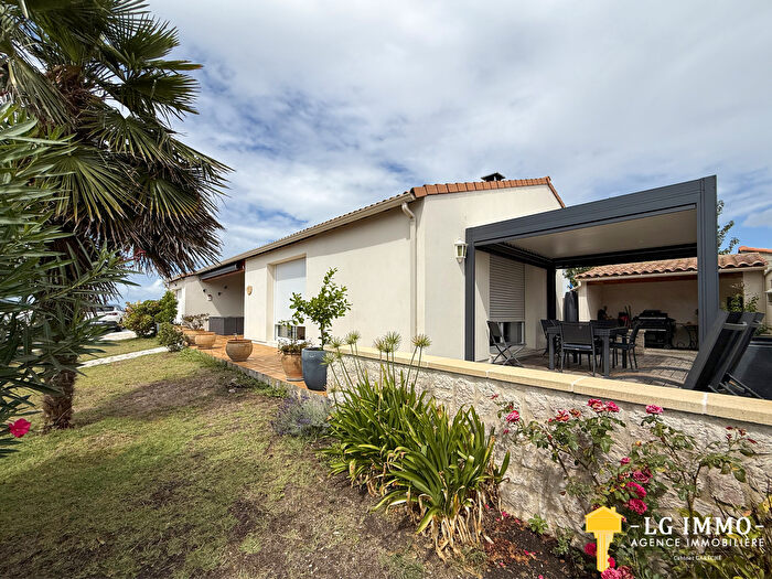Semussac - Maison 4 pièces à vendre