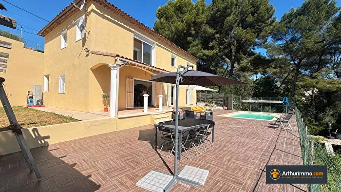 Maison 6 pièces à vendre à Cagnes-sur-Mer, Le Vallon des Vaux, La Campanette, Montaleigne