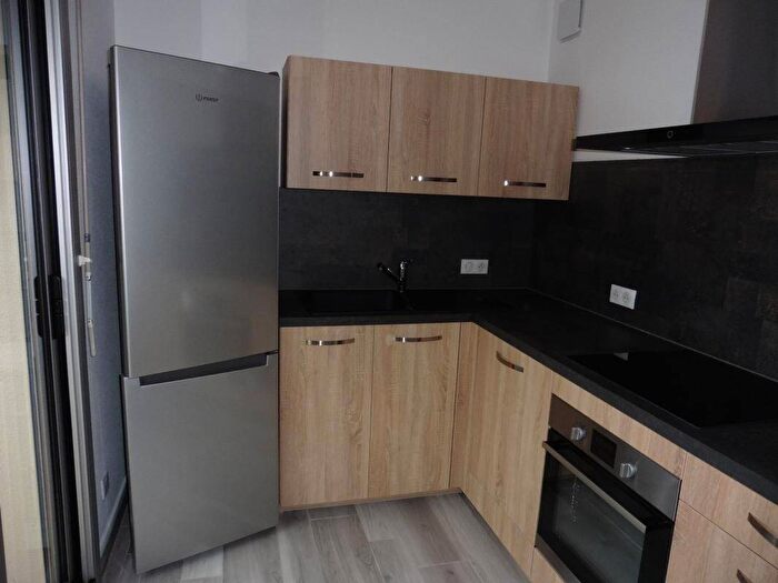 Centre Ville, Cosne-Cours-sur-Loire - Appartement 2 pièces à louer