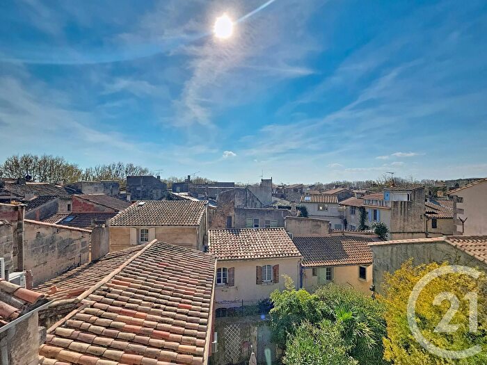 Appartement à louer - Arles, Centre-ville - 2 pièces - 1 chambre