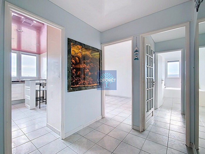 Appartement à vendre - Cergy, Orée du Bois - 4 pièces - 3 chambres