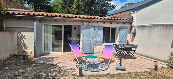 Bellecroix-Pont dAvignon, Villeneuve-lès-Avignon : Maison 2 pièces à louer