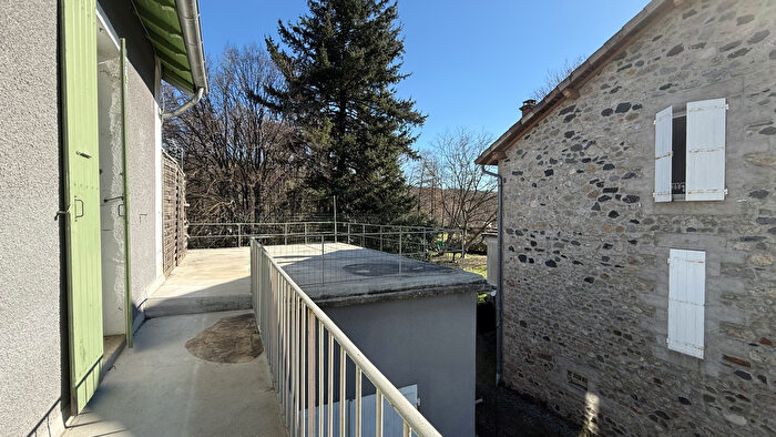 Appartement à louer - Lalevade-dArdèche - 4 pièces - 3 chambres