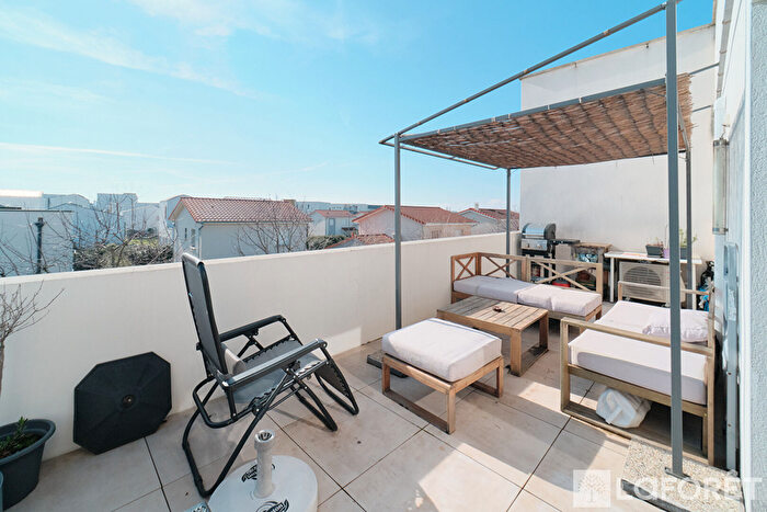 Saint-Priest, Revaison : Appartement 3 pièces à vendre