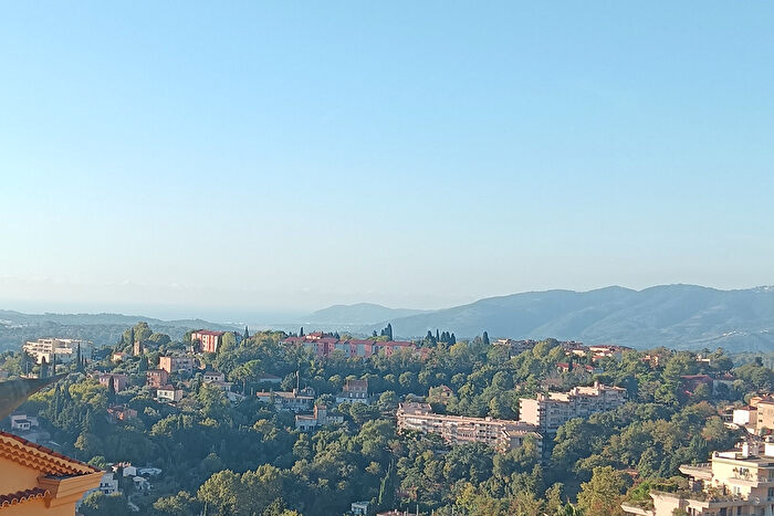 Grasse, Centre-ville Nord : Appartement 2 pièces à vendre