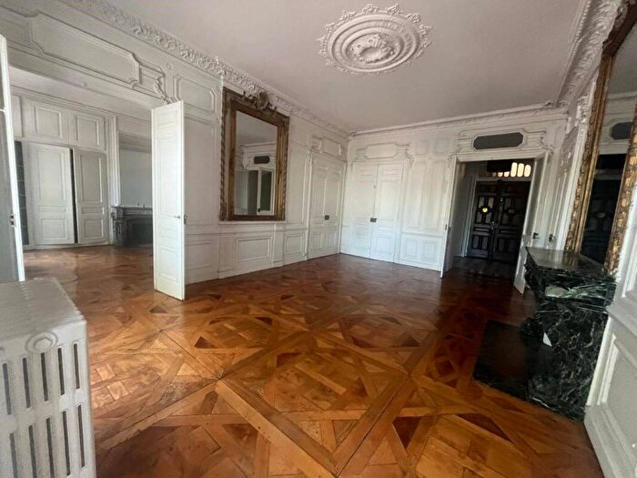 Presquîle, Centre ville, Cordeliers, Lyon 2ème arrondissement - Appartement 3 pièces à louer