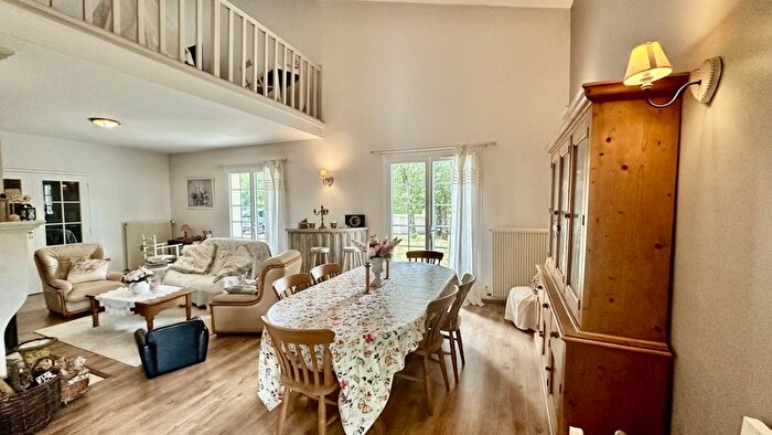 Martignas-sur-Jalle : Maison 7 pièces à vendre