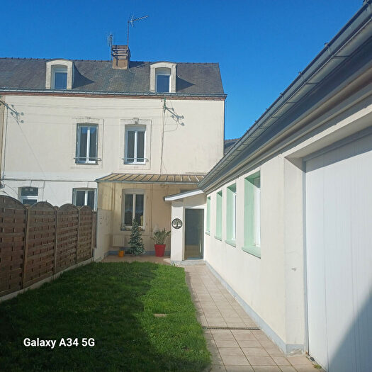 Maison à vendre - Laval, Les Pommeraies - 3 pièces - 2 chambres