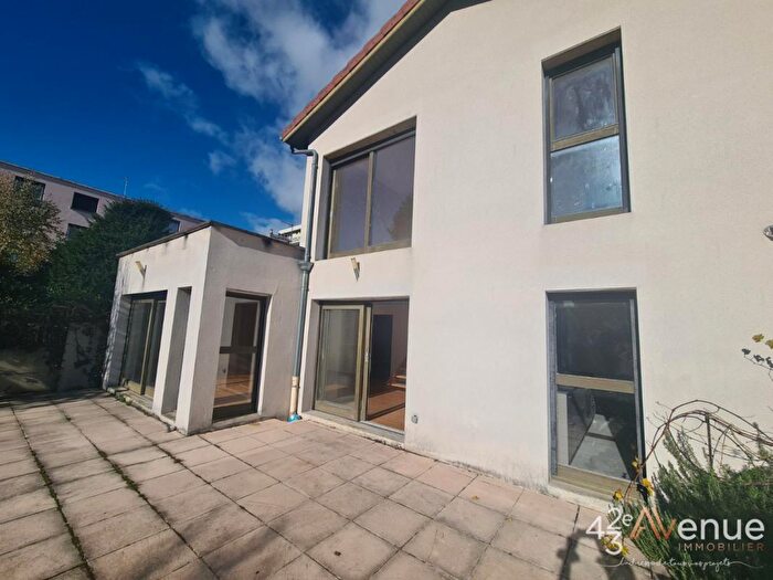 Maison à vendre - Saint-Étienne, La Dame Blanche, La Richelandière, Montplaisir, Monthieu - 5 pièces - 4 chambres