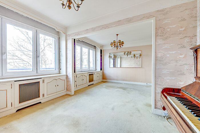 Appartement 4 pièces à Paris 14ème, Montsouris, Dareau, à vendre