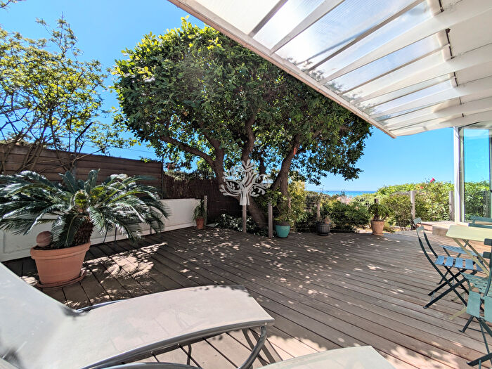 Appartement à vendre - Six-Fours-les-Plages, Les Lones, Bucarin, Fort, Les Playes - 3 pièces - 2 chambres