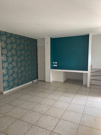 Maison à louer - Bruèges, Alès - 5 pièces - 4 chambres