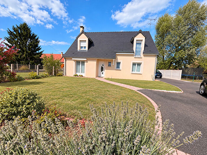 Maison 6 pièces à Romorantin-Lanthenay, Les Aubiers, La Genetière, à vendre