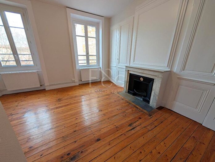 Appartement à louer - Lyon e , Voltaire, Part Dieu - 4 pièces - 3 chambres