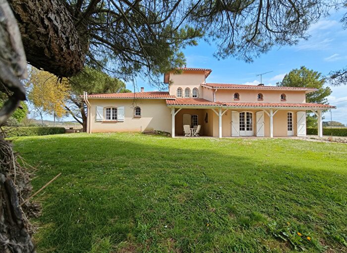 Labastide-Saint-Pierre : Maison 4 pièces à vendre