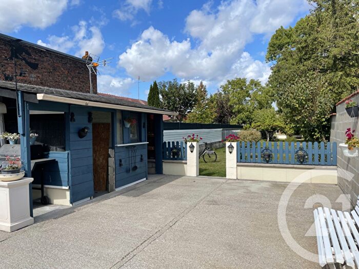 Maison à vendre - Guise - 8 pièces - 5 chambres