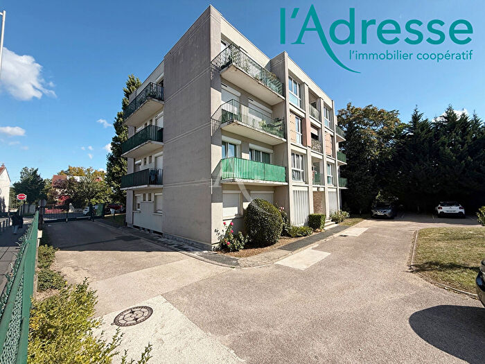 Appartement à vendre - Noisy-le-Grand, Ouest - 3 pièces - 2 chambres