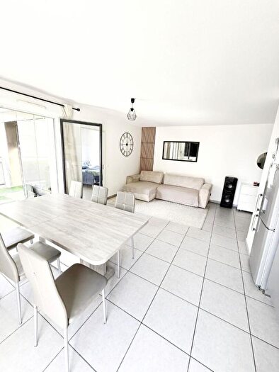 Appartement à vendre - Lyon e , La Duchère - 4 pièces - 3 chambres