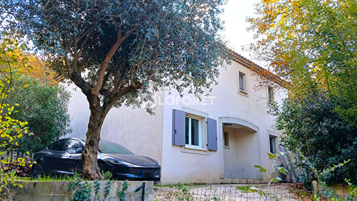 Maison à vendre - Alleins - 7 pièces - 5 chambres