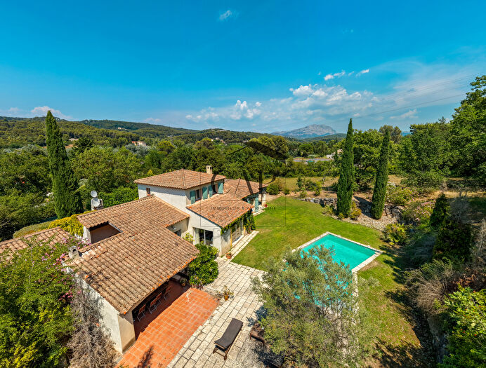 Meyreuil - Maison 7 pièces à vendre