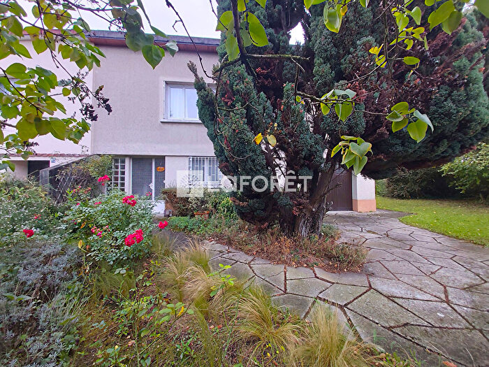 Maison à vendre - Villemomble, Marnaudes - 5 pièces - 4 chambres