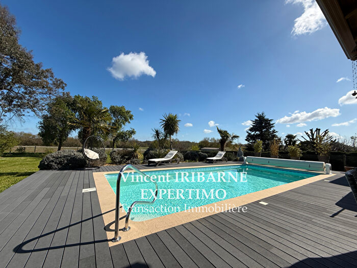 Maison à vendre - Saintes, La Gare, Sébastien de Brouard, La Fenêtre - 6 pièces - 5 chambres