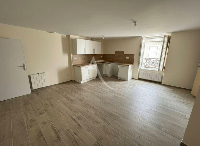 Veuzain-sur-Loire - Appartement 4 pièces à louer